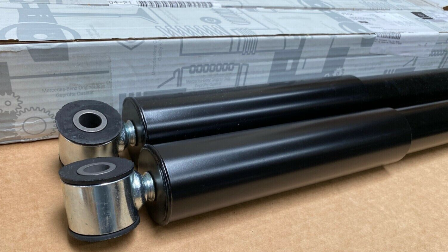 Mercedes-Benz G-550 2009-2015 Front Strut Shock Absorber Set Pair OE ...