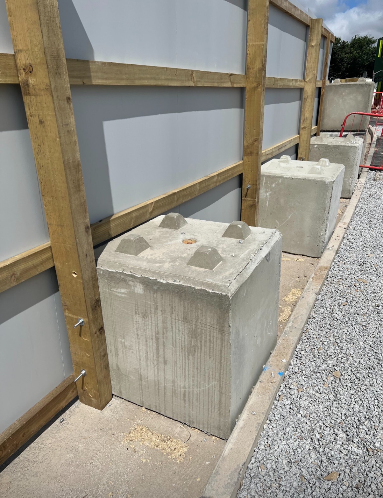 Concrete Interlocking Kelly Kentledge Blocks Retaining Wall HGV MOT ...