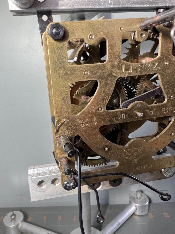 Regula Cuckoo Clock Movement GERMANY Euramca Trading Corp L.P. 33 Z ...