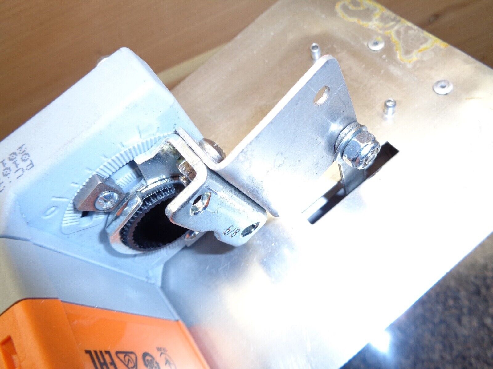 Trol A Temp MSTN EWC MAN Honeywell damper motor to Belimo upgrade Kit ...