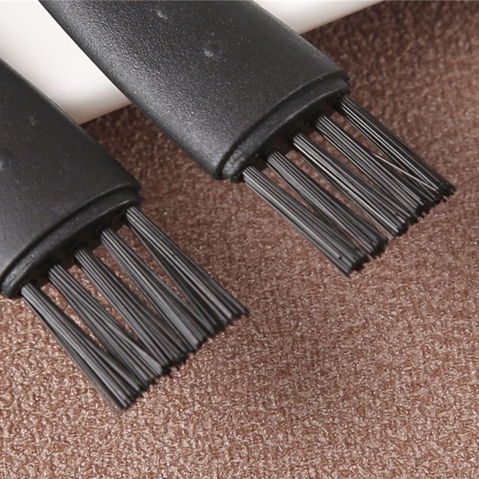 Travel Friendly Electric Shaver Cleaning Brush Compact and Lightweight ...