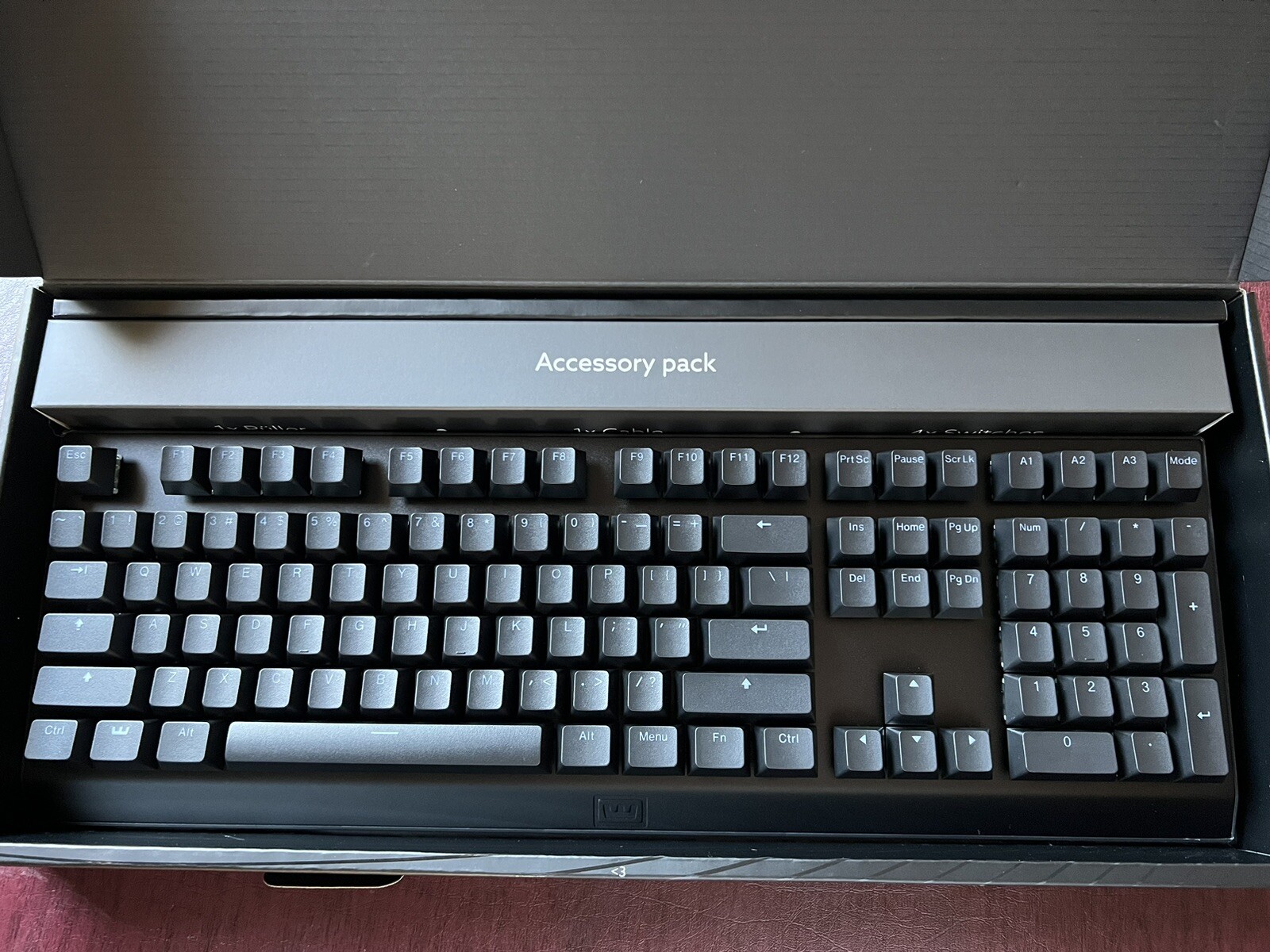 Wooting Two He With Extra Double-Shot PBT White Keycaps