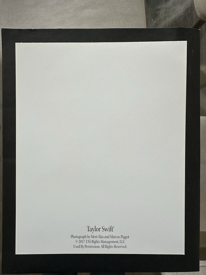 Taylor Swift Signed Autograph 8x10" Reputation Photo | eBay