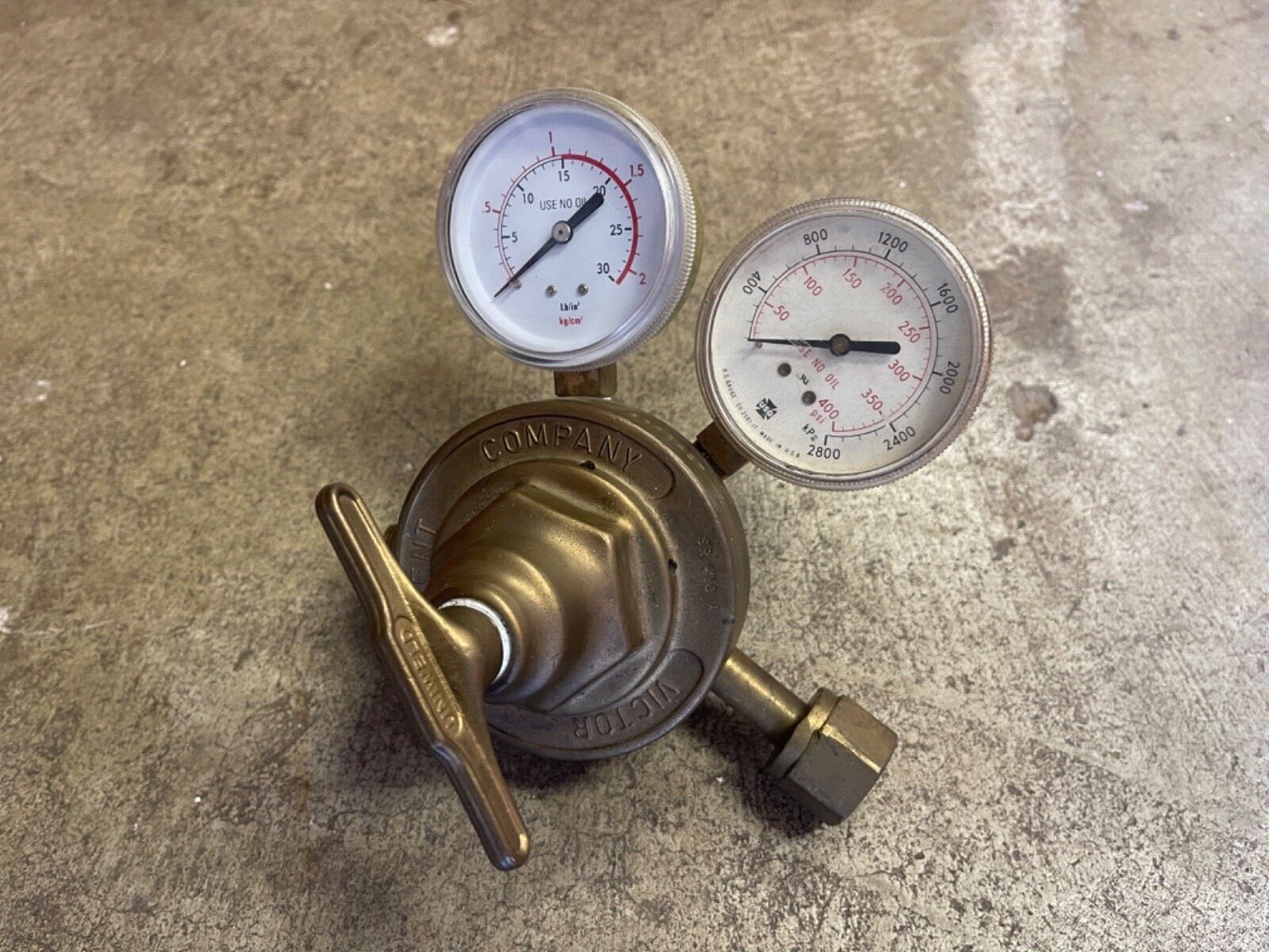 Vtg Victor Equipment Company Compressed Gas Pressure Regulator & Gauges ...