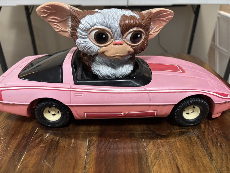 Vintage 1984 Gremlins Gizmo Driving Car Pink Chevrolet Corvette ERTL ...