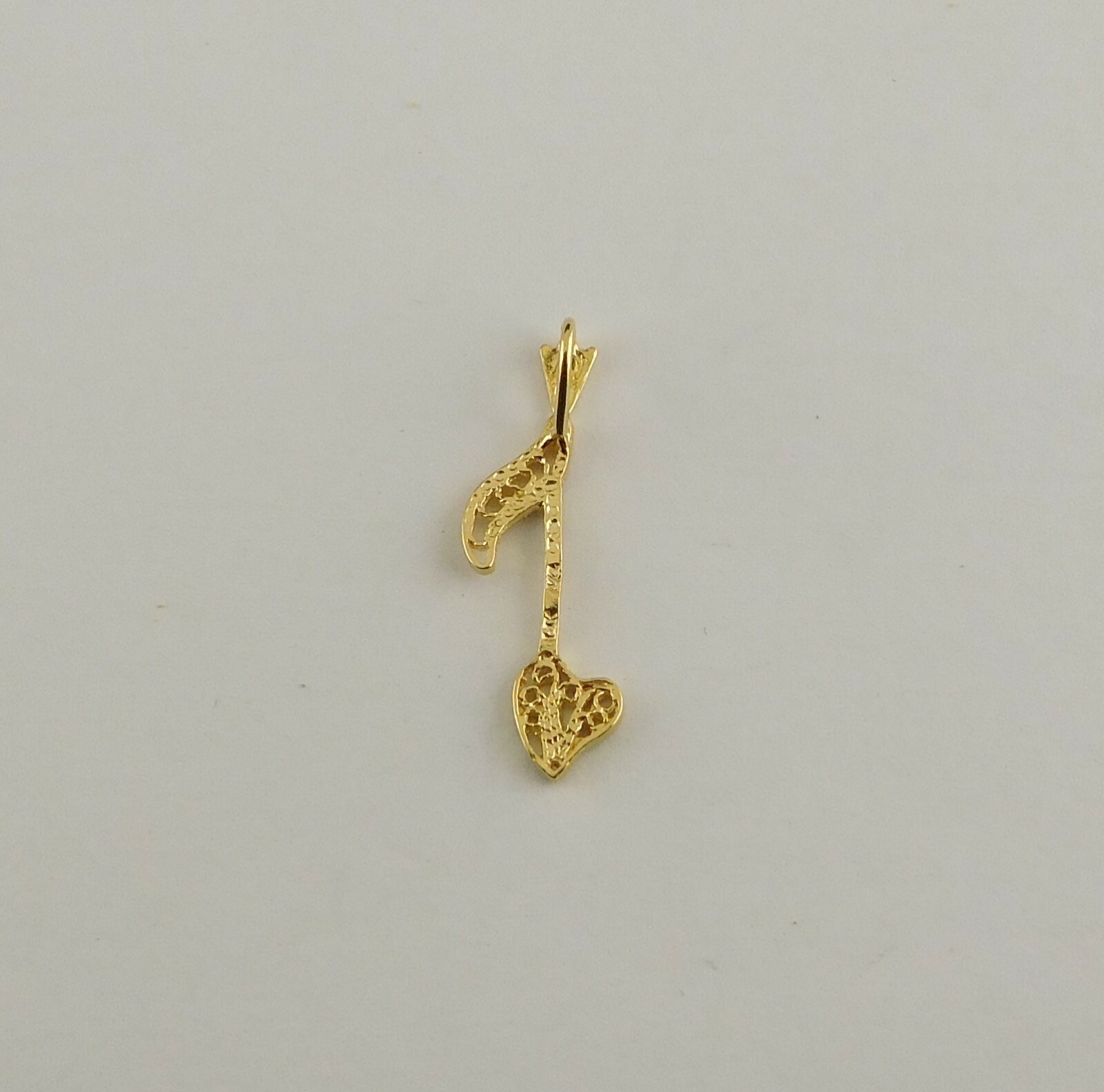 14K Yellow Gold Filigree Musical Note Pendant - Gem