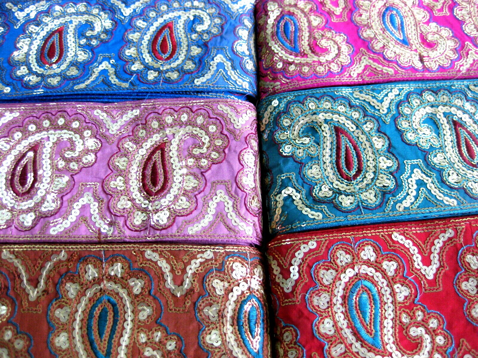 Borte mit aufgestickten Muster u.Pailletten verschiede Farben,9,5cm,lfm ...