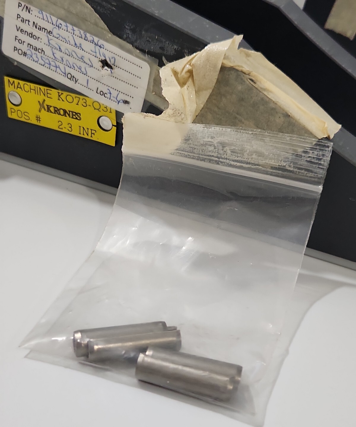 *NEW SURPLUS* LOT OF 2 Krones 9-116-77-382-6 Guide Flaps For KO73-Q31 ...