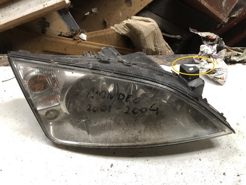 2004 FORD MONDEO OSF FRONT HEADLIGHT / HEADLAMP 2 LUGS DAMAGED | eBay