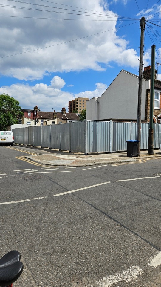 Steel hoarding panels 2.4m high x 2m wide £25.00 ideal for sites | eBay UK