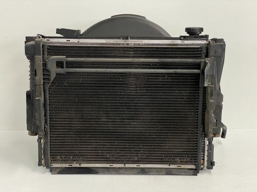 2003-2005 BMW E46 330I RADIATOR COOLING ASSEMBLY OEM LOT587 | eBay