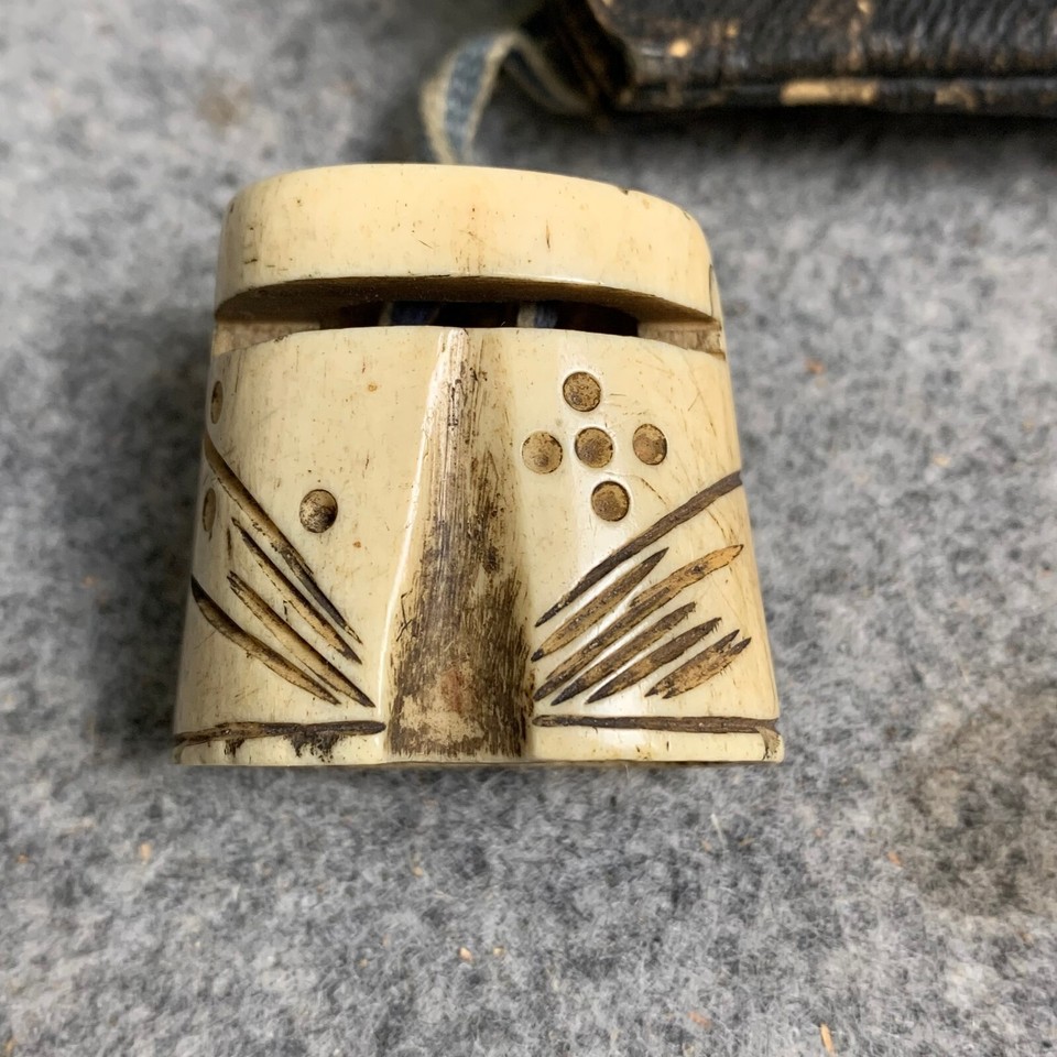 B33920 Antique Japanese Carved Toggle Netsuke with Leather Pouch | eBay