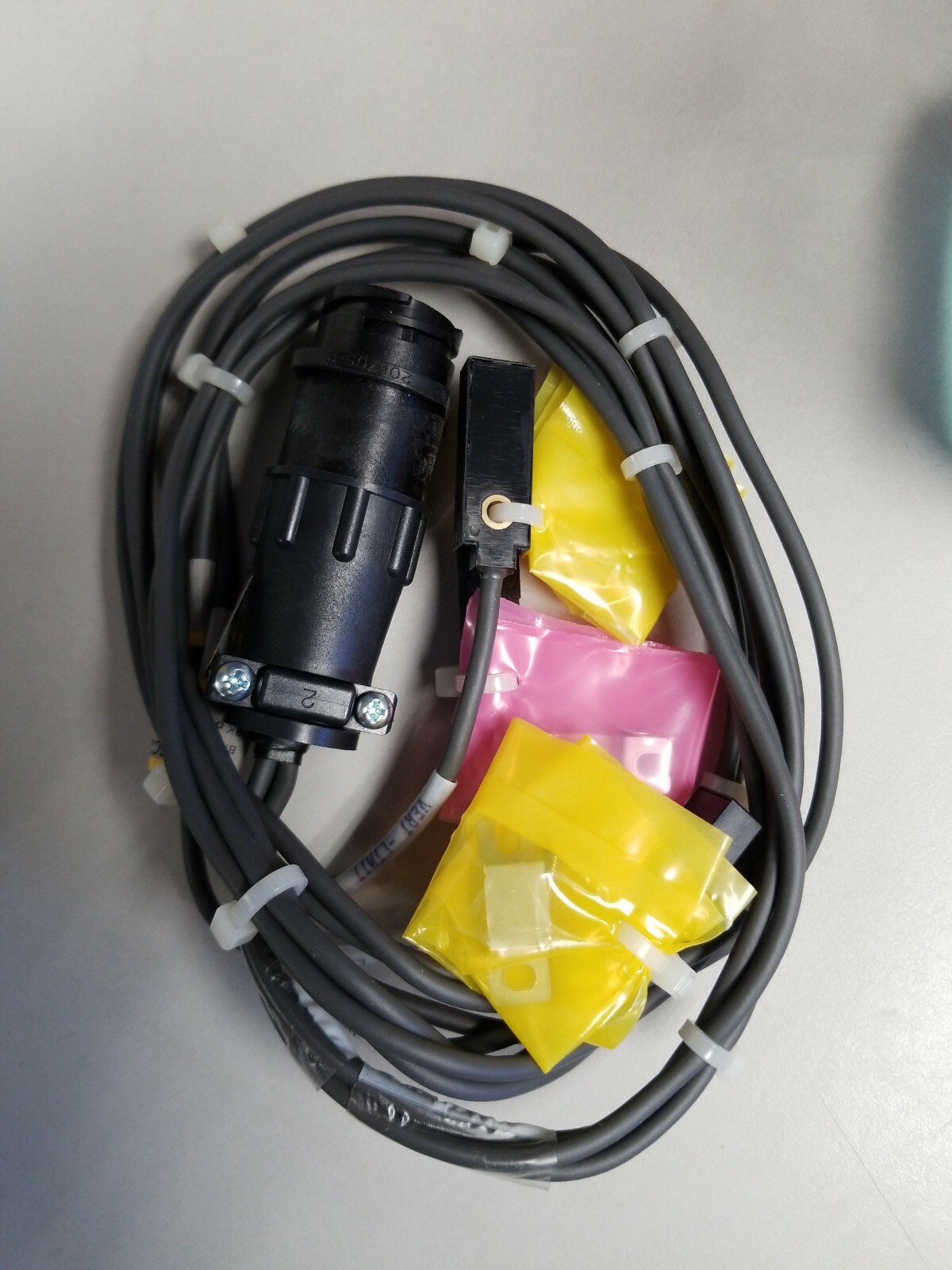 Universal Instruments 47166501 Cut Clinch RL Cable Assembly VCD 8 | eBay