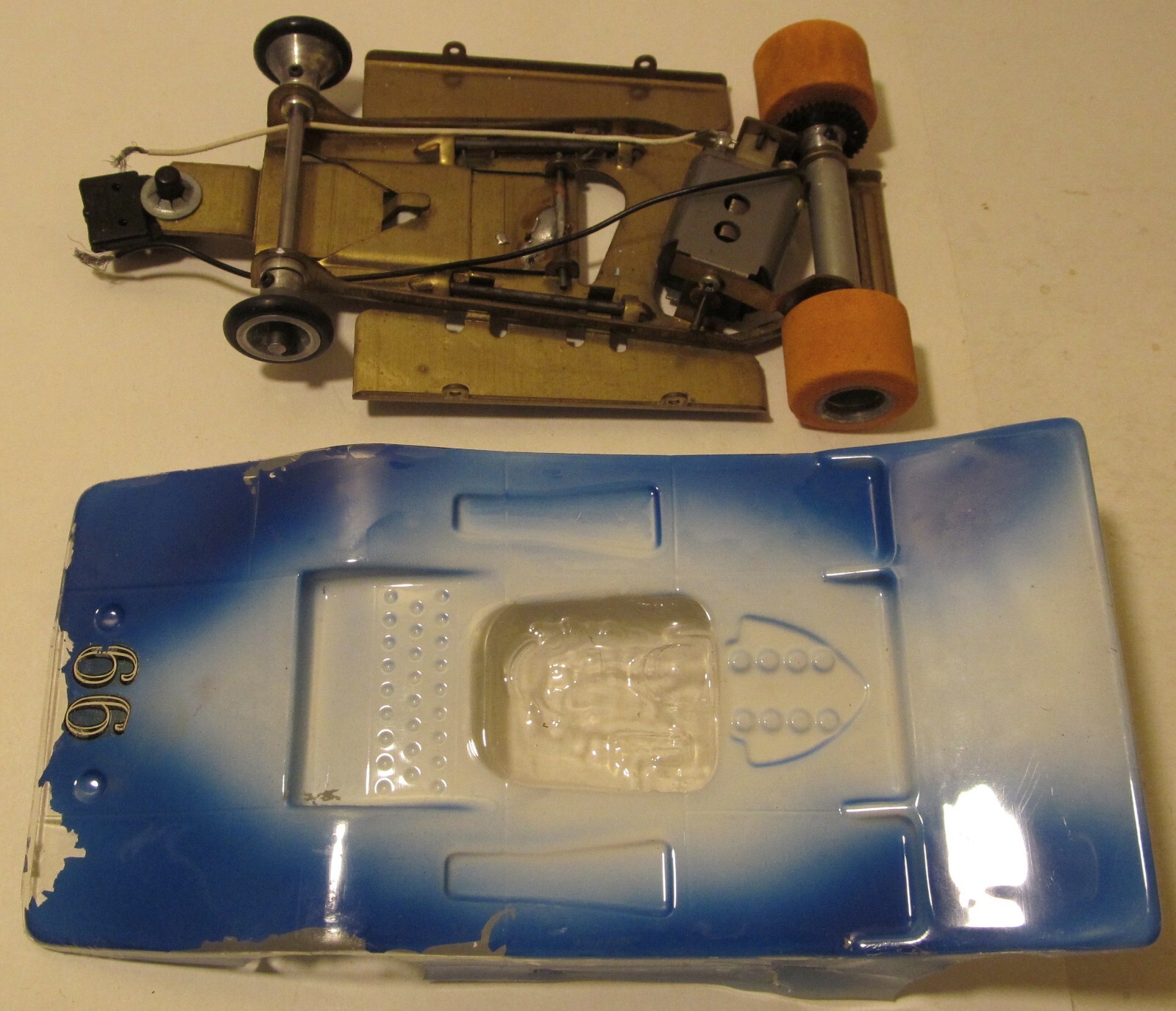 Riggen 1/24 Group 12 Anglewinder L&M Lola # 904 Dynamic Chassis Slot ...