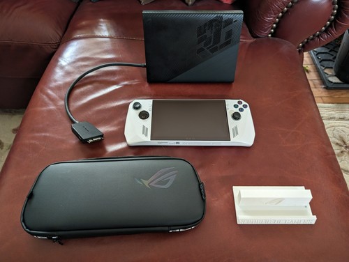 Asus ROG Ally (AMD Z1 Extreme / 1 TB SSD) + XG Mobile 6850M XT ...