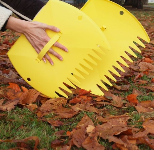Garden Yard Leaves Leaf Scoops Hand Rake Large Claws Grabber Lawn ...
