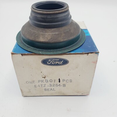 New FORD OEM 93-97 Ranger Carrier Front Axles-U-joint Seal Left ...