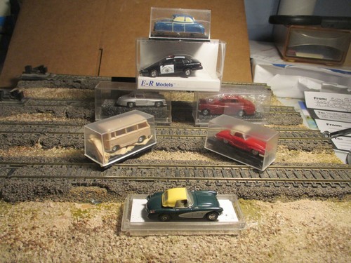 NICE HO SCALE CARS POLICE CAR CORVETTE MERCEDES AND OTHERS VERY NICE W ...