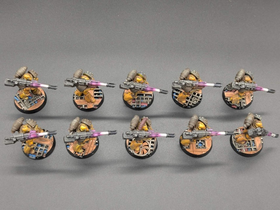 warhammer 40k the horus heresy 30K Imperial Fists heavy weapon squad ...