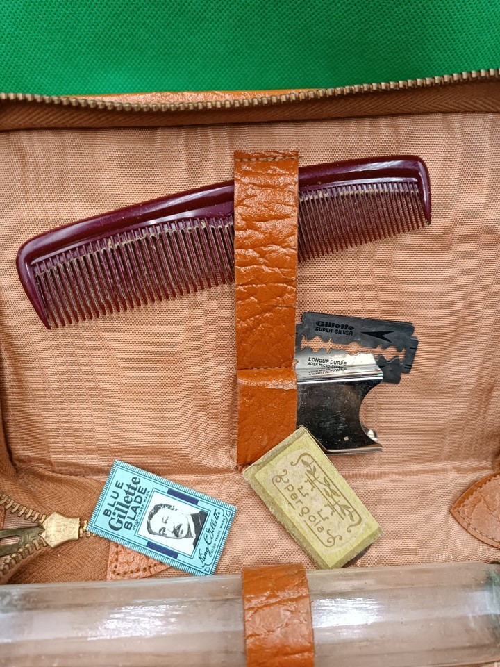 WWII WW2 Original toiletry set. | eBay