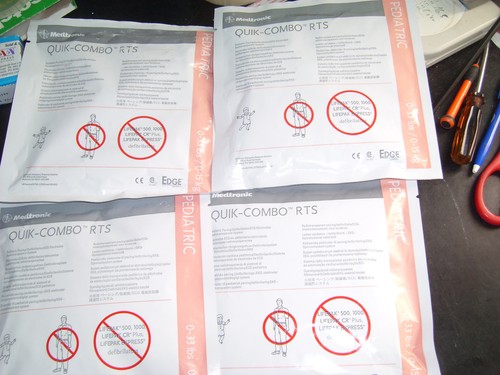 Lot 7 of 10 Medtronic Quik-Combo RTS Pediatric | eBay