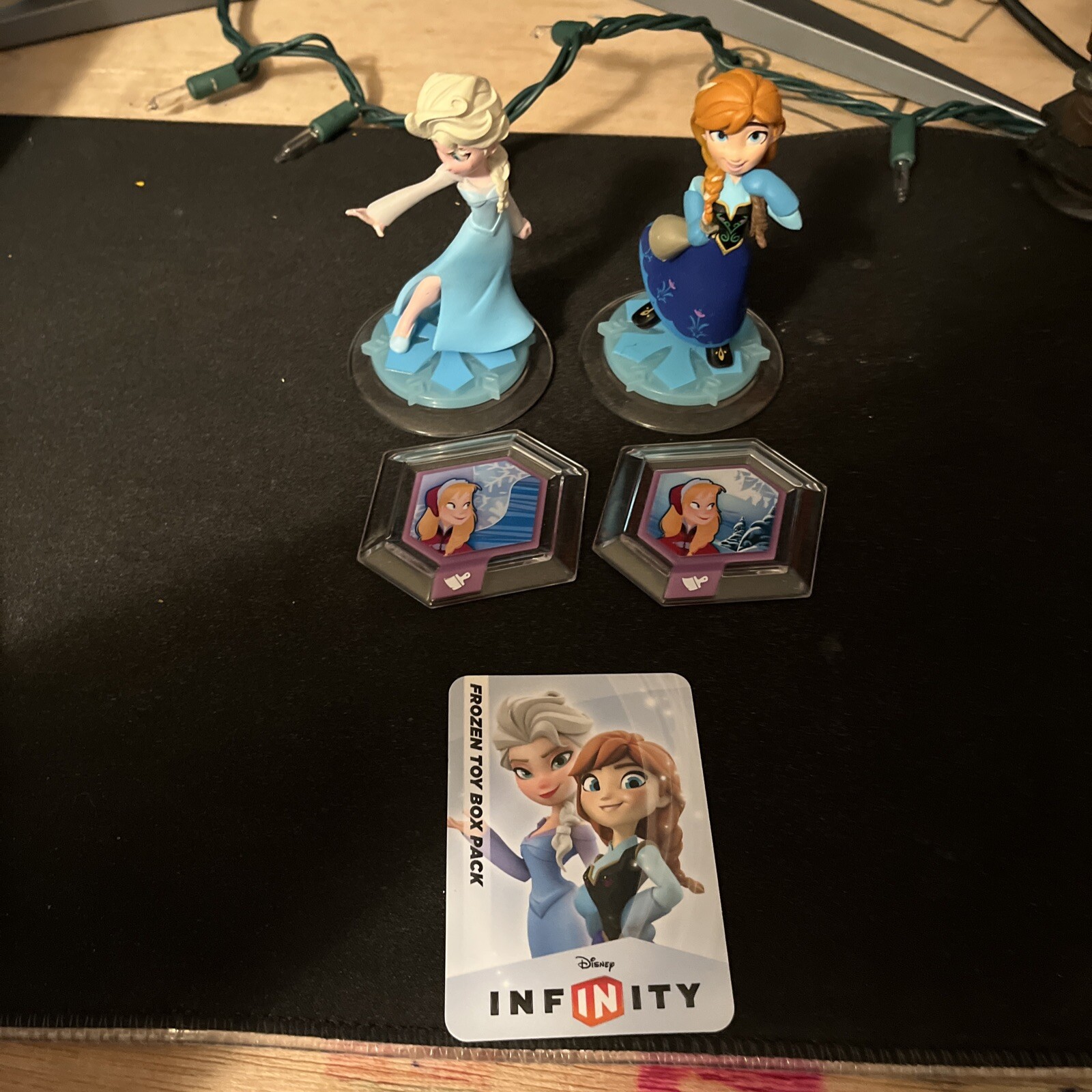 Disney Infinity Elsa and Anna Frozen Disney Infinity 1.0 Figures - Lot ...