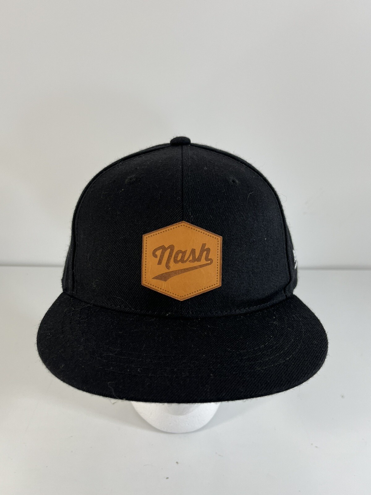 Aksels Laser Nashville Cursive Script Flatbill Snapba… - Gem