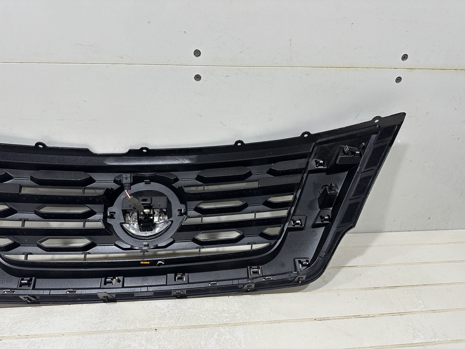 🌎 OEM 2017-2020 NISSAN PATHFINDER FRONT BUMPER GRILL ORIGINAL WITH ...