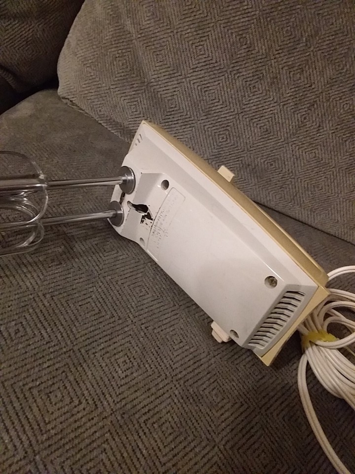 Vintage Sunbeam Mixmaster 3 Speed Heavy Duty Hand Held Mixer HMD-1 ...