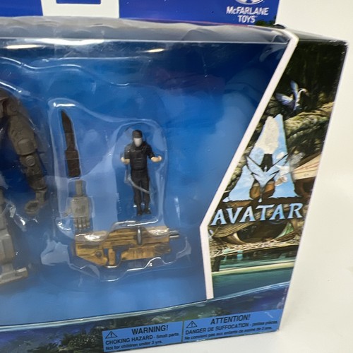 Avatar: World of Pandora Amp Suit & Colonel Miles Quaritch McFarlane ...