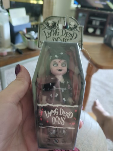 LIVING DEAD GIRLS VINTAGE 2001 MINI BEDTIME SADIE 4 1/2'' SKULL ...