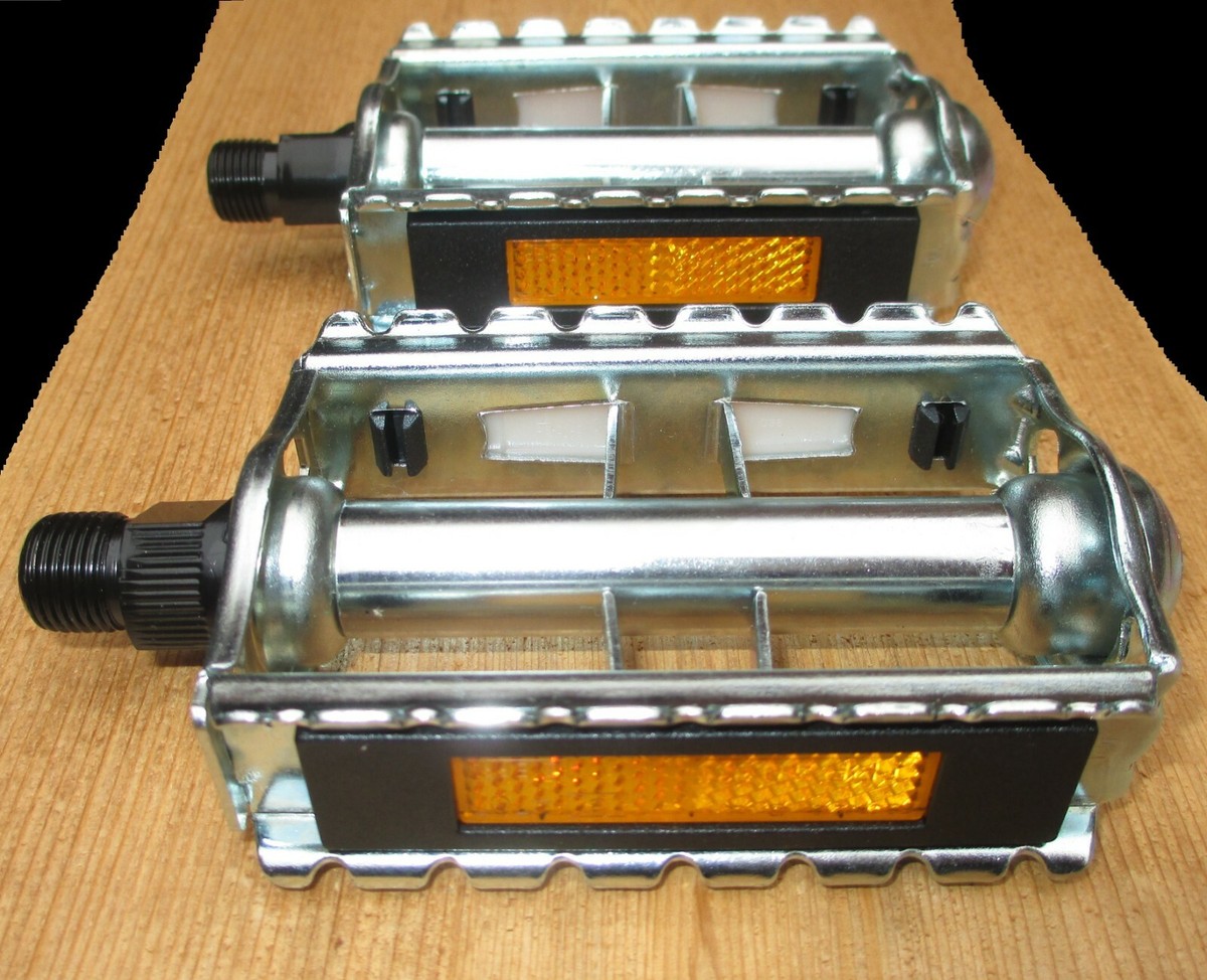 Vintage Schwinn style or 9 16 Steel Rat Trap Fastback Varsity Road Bike Pedals eBay