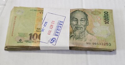(80 Notes) 100,000 Each Vietnam Dong Curreny 8 Million Dong Face Value ...