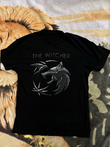 The Witcher Promo T Shirt Sz L Adult Henry Cavill Netflix 1st to see ...