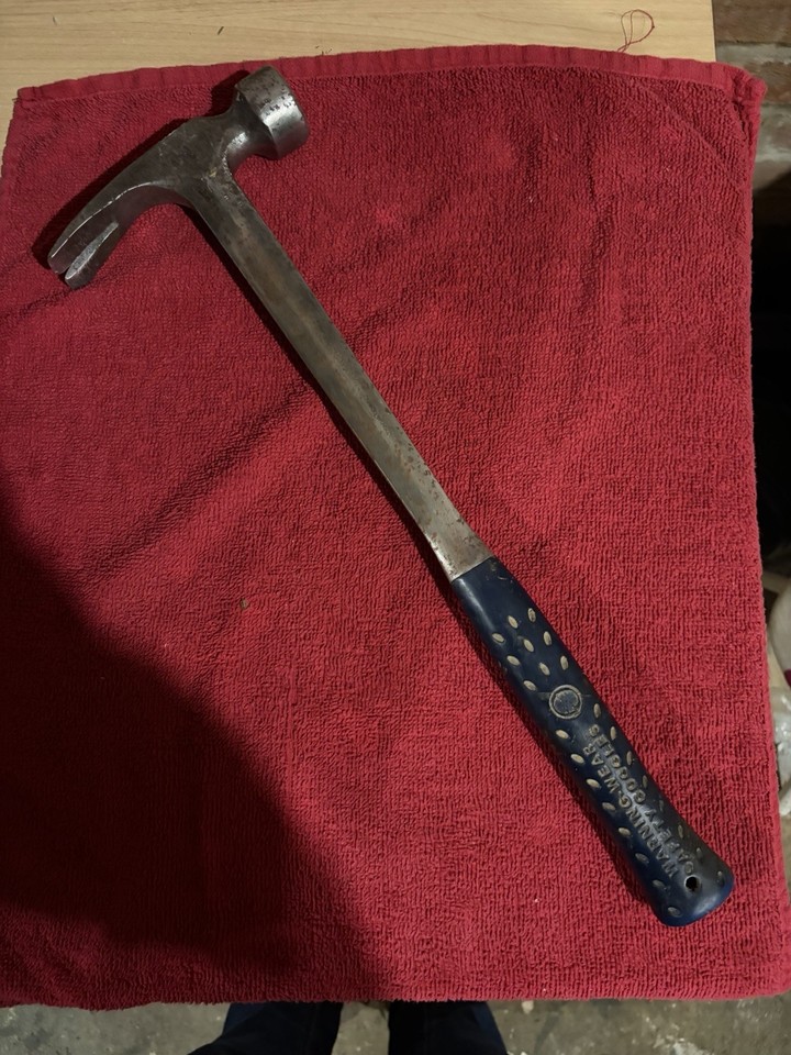 Estwing Big Blue 25oz Framing Hammer with Smooth Face Well Used ...