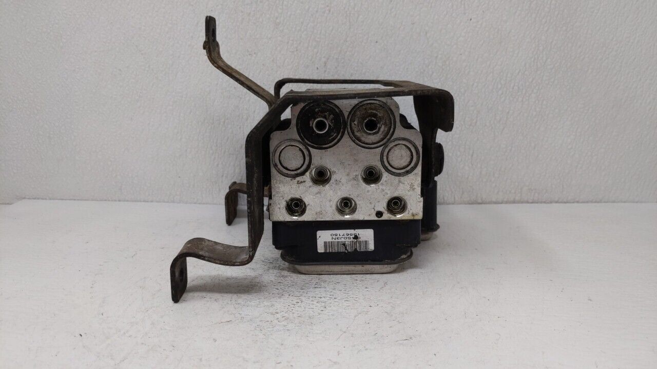 2003-2007 GMC Savana 2500 ABS Pump Control Module | OEM