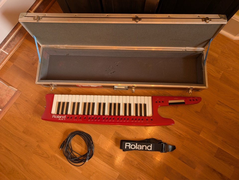 Roland AX-1 MIDI Keyboard Controller / Keytar w/Custom Hard Travel Case ...
