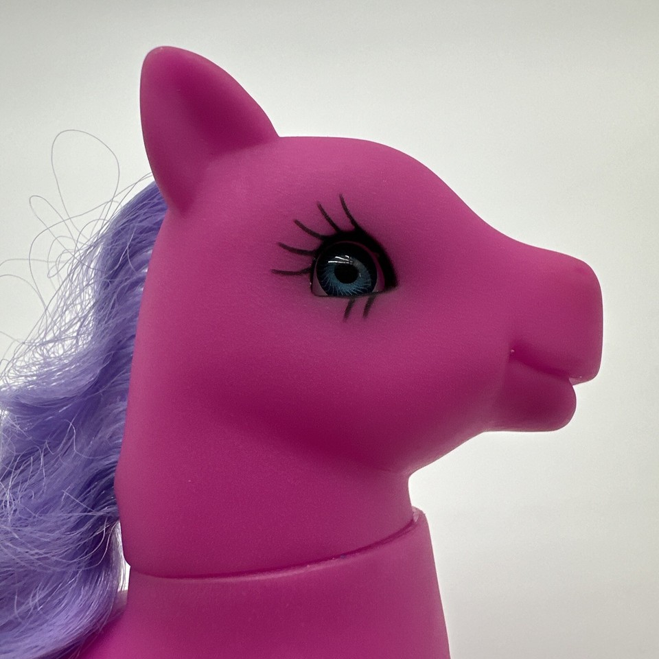Gi-Go Wonder Pony Land 5-09-B1 Magenta, Purple Hair, Moon/Cloud Symbol ...