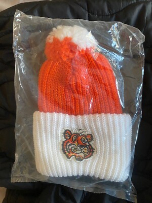 VINTAGE 70’s ESSO OIL GAS EXXON TIGER Pom Pom Knit Beanie Winter Hat ...