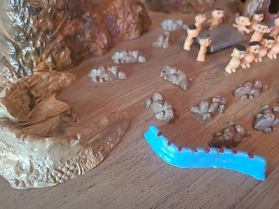 Vintage Marx Troll Village Play Set 6Pieces | eBay
