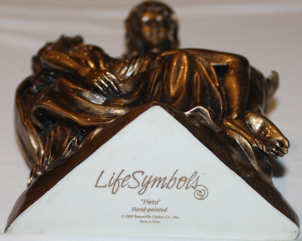 Pieta by Michelangelo Hand Painted Gold 1999 Jesus Christ Mother Mary ...