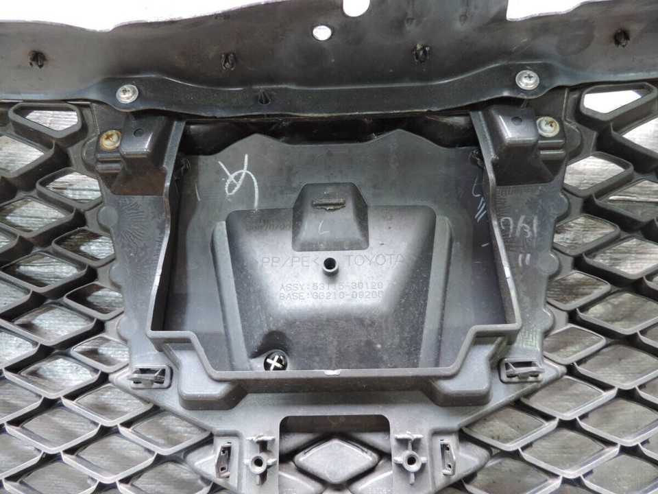 Toyota GRS210 AWS210 ARS210 CROWN Athlete Early Model Front Grill JDM ...