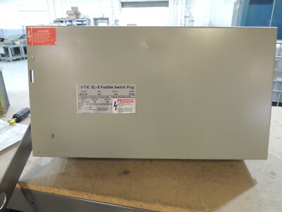 ITE SIEMENS RV324G 200 AMP 240 VOLT 3P3W FUSIBLE BUSWAY SWITCH BUS PLUG ...