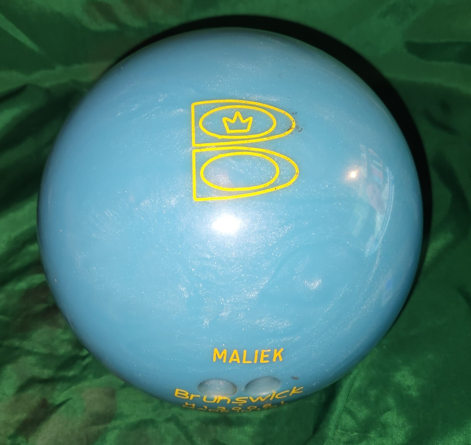Brunswick Childrens Sky Blue Disney Mickey Mouse Bowling Ball 7# Span 2 ...