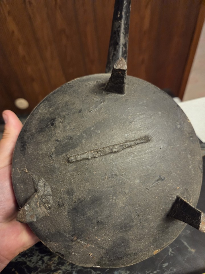 Cast Iron Spider Pan Skillet 3 Legs Cowboy Pot Gate Marked | eBay