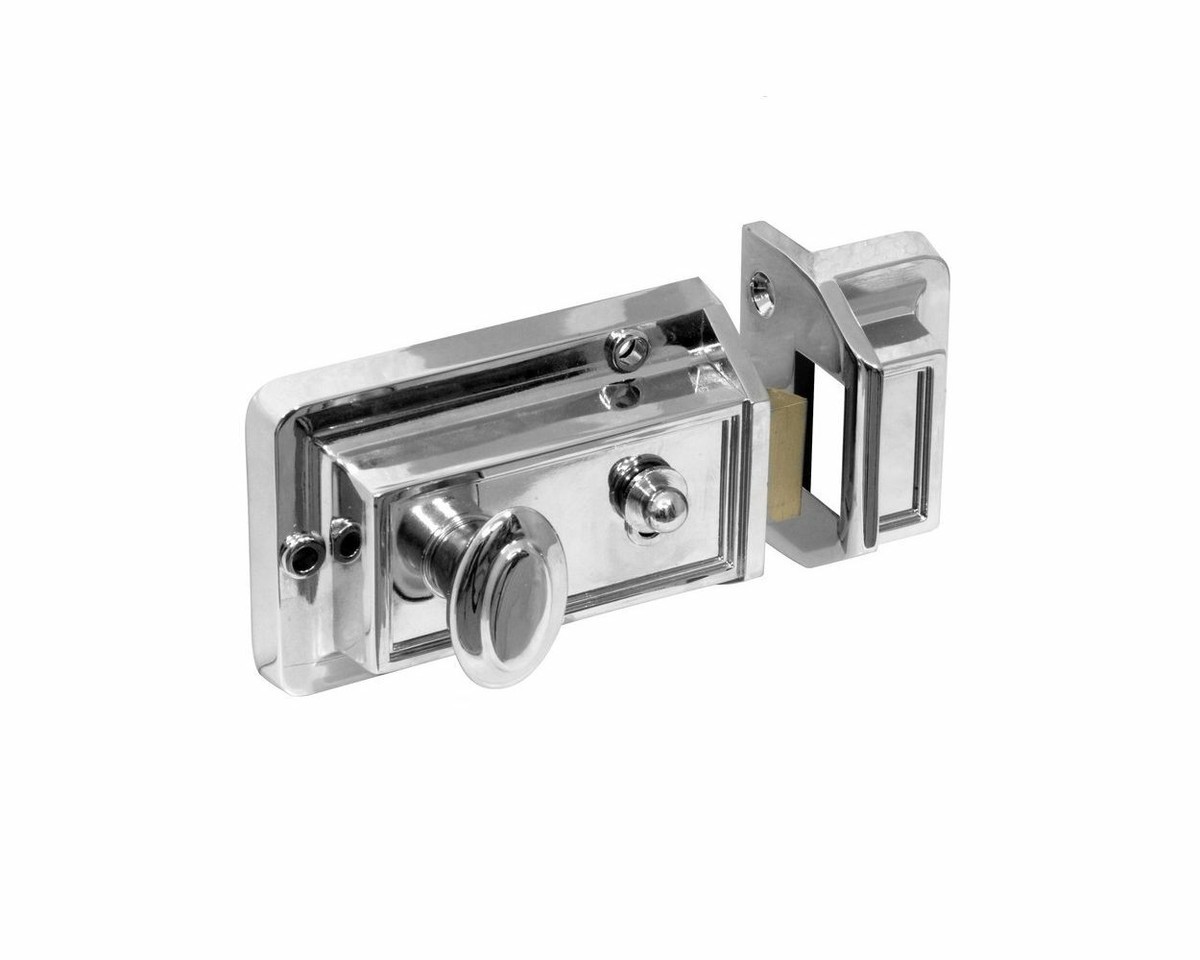 Wilko Deadlocking Night Latch Standard Style Maxus Traditional Style