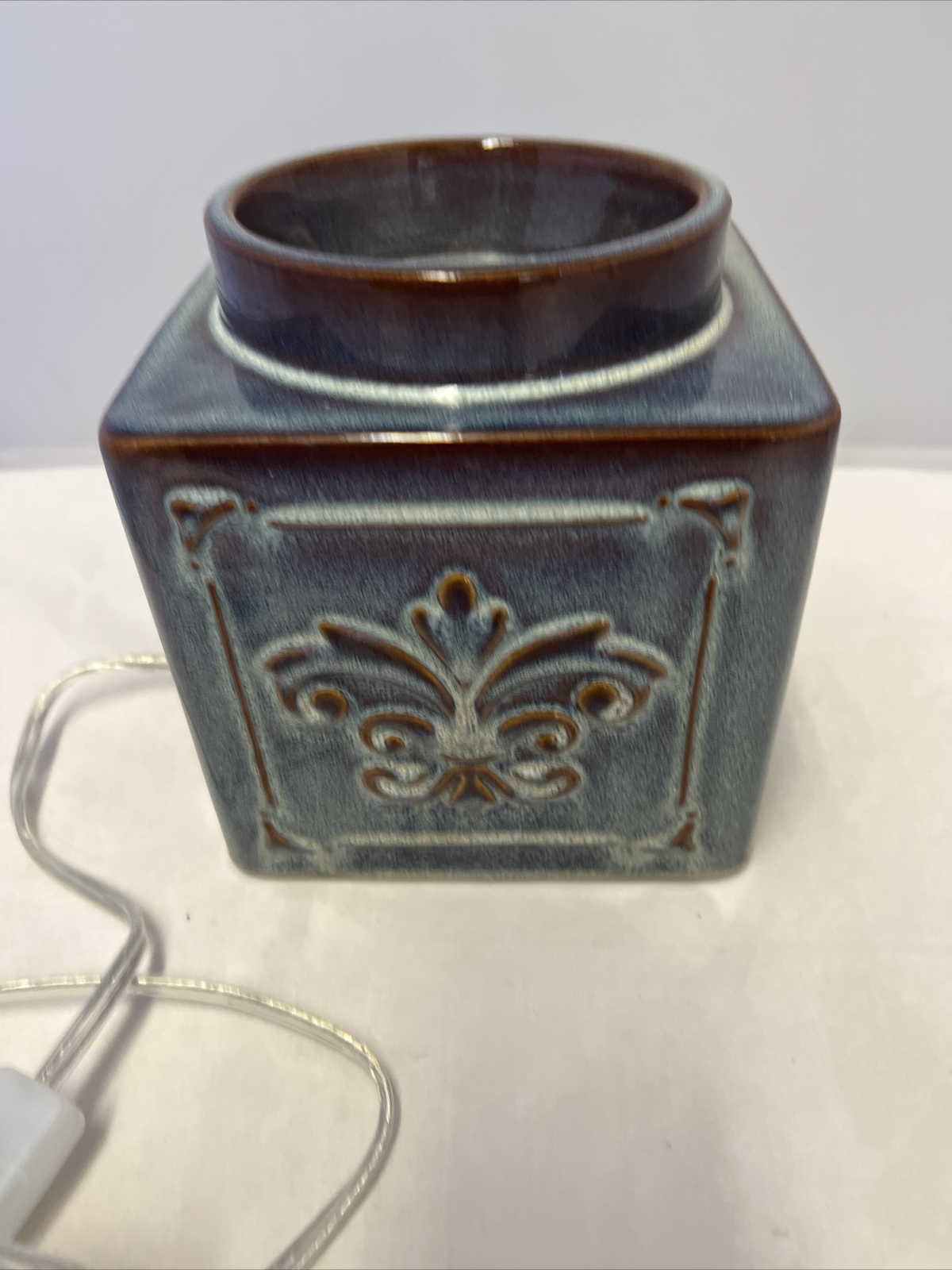 Yankee Candle Electric Wax Warmer 6" Wide 7.5" Tall, On/Off Switch ...