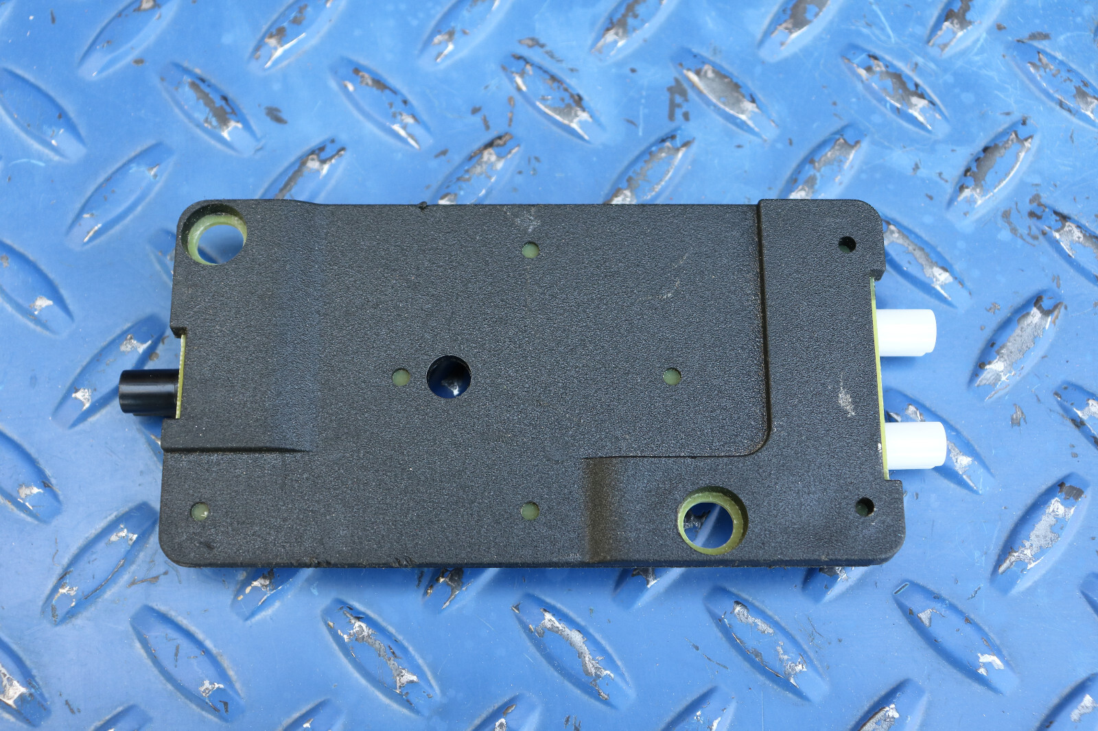 2003-2006 Mercedes W211 E320 E500 Antenna Booster Amplifier Module ...