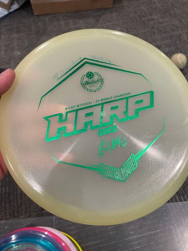 WESTSIDE DISCS MOONSHINE GLOW HARP WYSOCKI 2X DISC GOLF 176G WHT/GRN ...