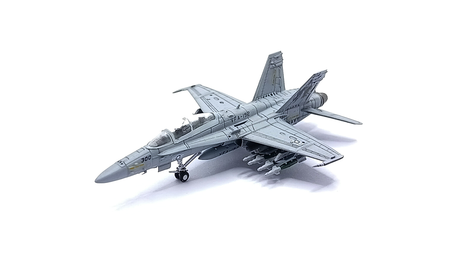YZM Model YZ-051B 1/350 BOEING F/A-I8D HORNET STRIKE FIGHTER(3 set) | eBay